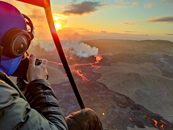 Extended Volcano Sightseeing Tour - Volcano Heli - Icelandic Helicopter ...